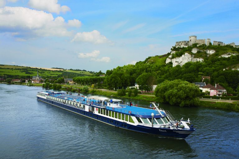 OUR FLEET - Grand Circle Crewing